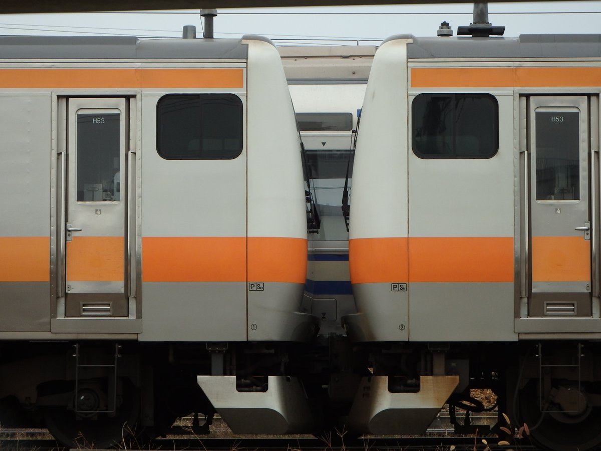 にいてつ on Twitter: "長野総合車両センター E217系・E233系H53編成・EF65など"