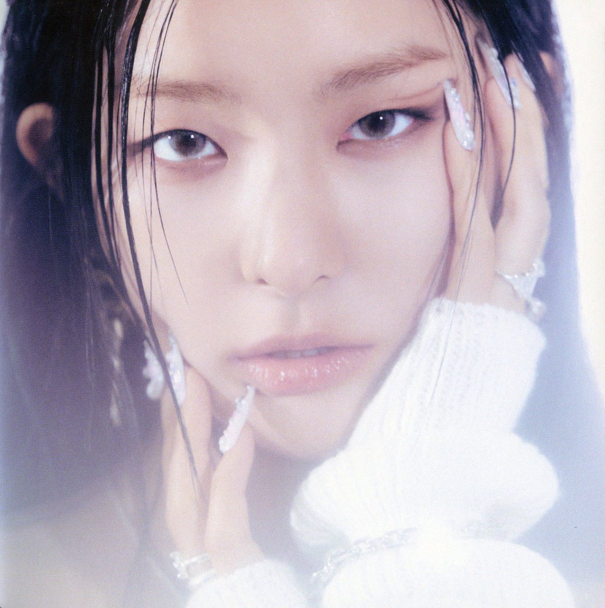 SEULGI THAILAND on Twitter: "RT @TBM_210: SEULGI The First Mini Album '28 Reasons' 케이스 버전(case ...