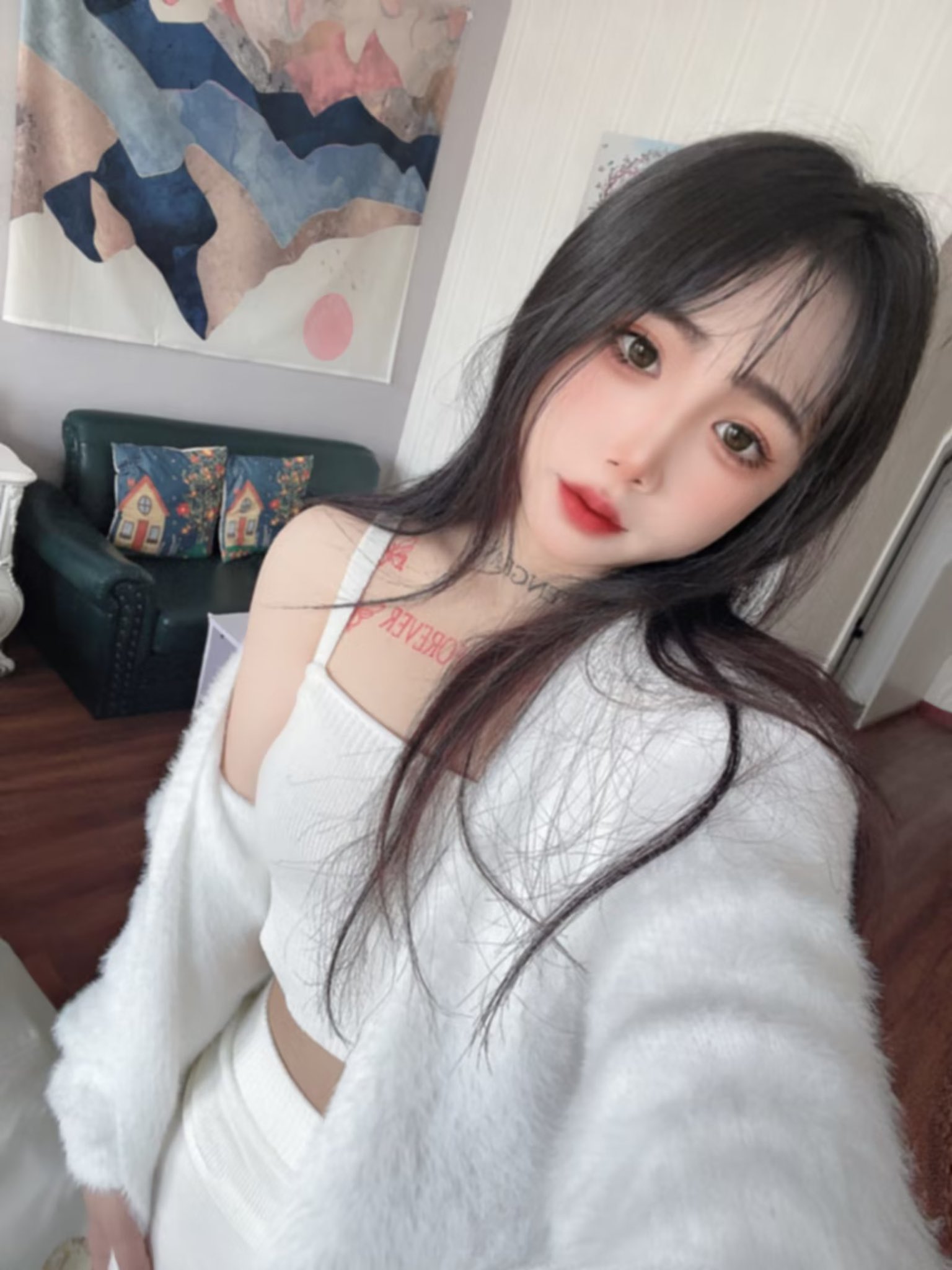 武汉资源&狼友交流群 on Twitter: "杨家湾 湘湘 6P10PP20夜 160 45KG 胸B 开课中，人照8分，04年嫩妹，会主动舌吻，姿势配合，主动聊天不冷场 喜欢的老哥也可以加 ...