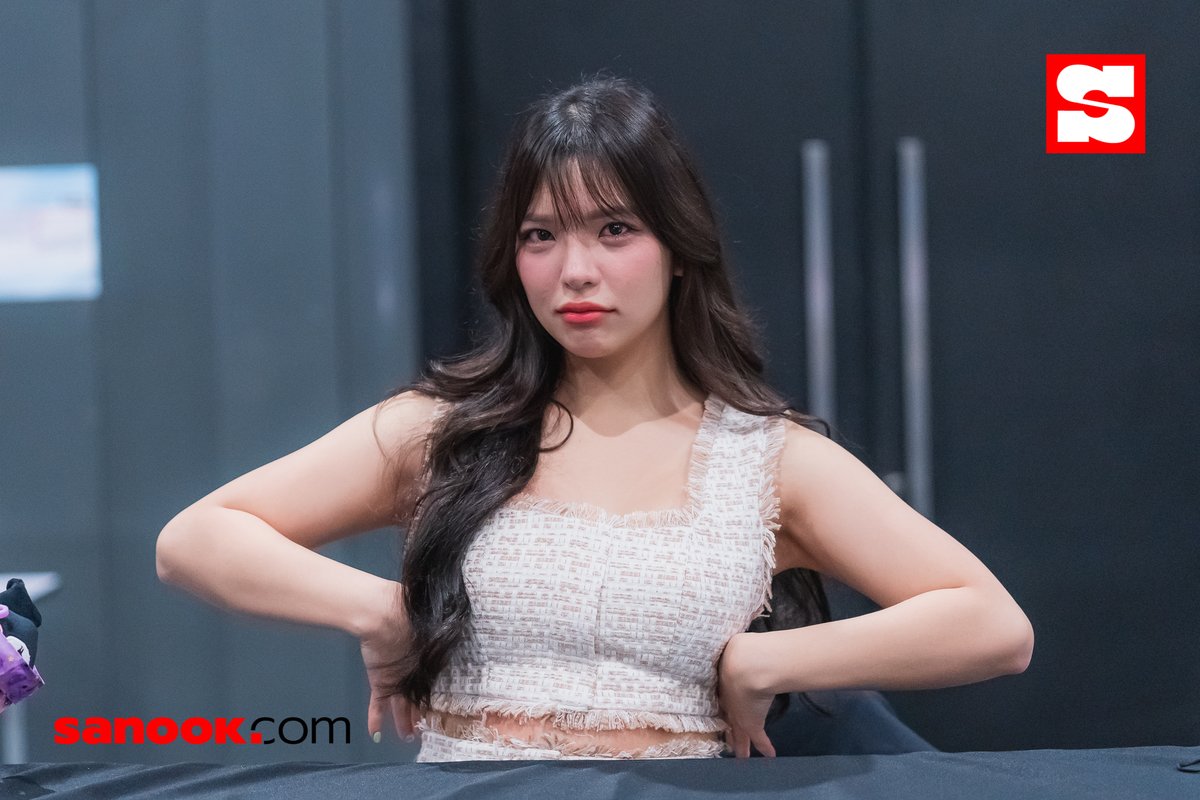 เธอๆชื่ออะไรอ่ะ💙 on Twitter: "RT @Sanook: ผ่านไปแล้วกับงาน #BNK48_Believers_Handshake ซึ่งเหล่า ...