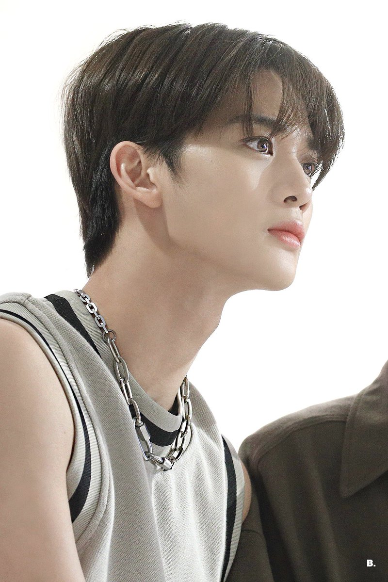 💚🤍 MH 💚 ️ on Twitter: "RT @bbb_0510: 220904 배진영킹카 #배진영 #BAEJINYOUNG #CIX"