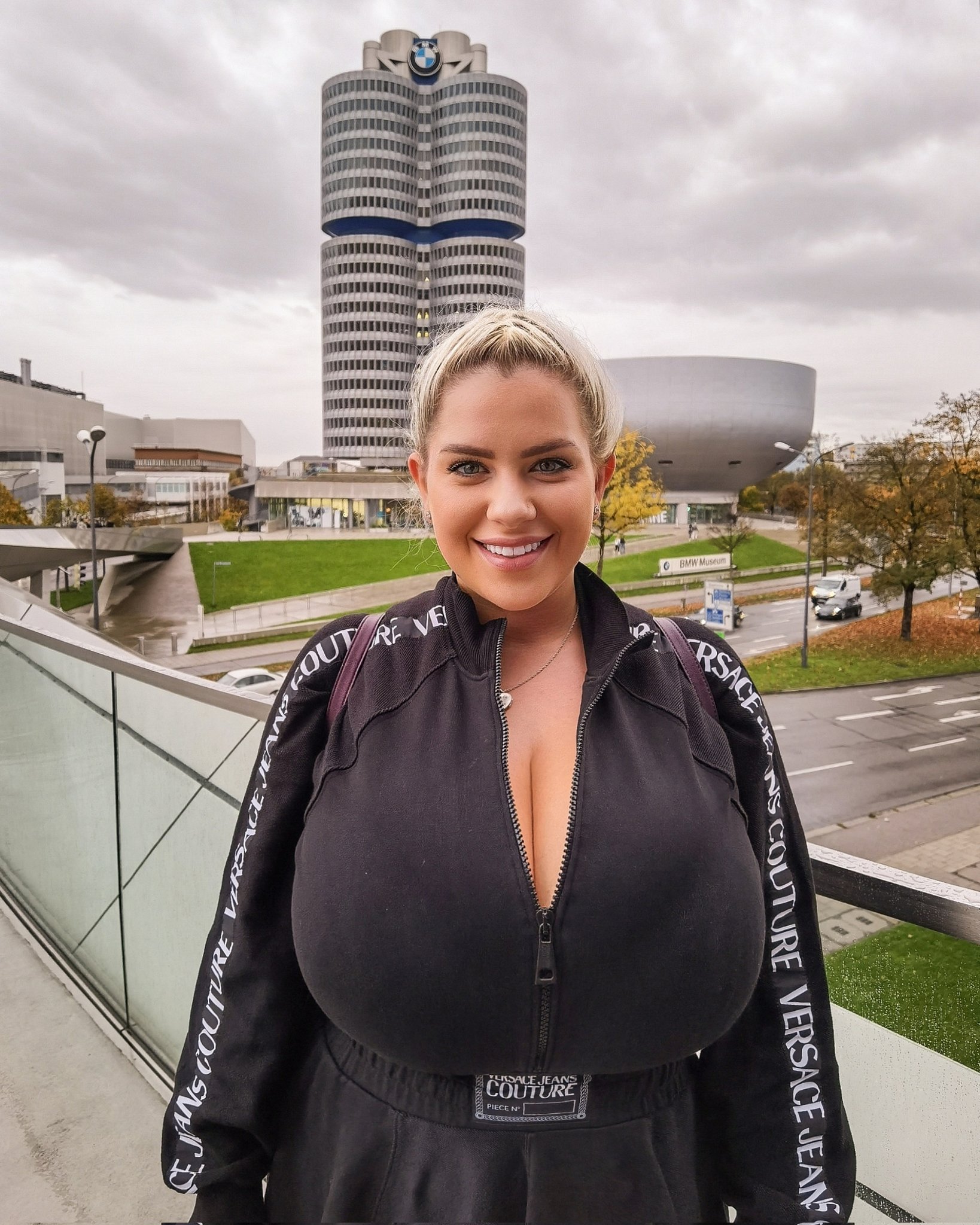 Nina Phoenix 👑 On Twitter Bmw Welt My Kind Of Heaven Bimmer