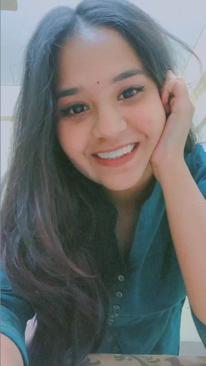 Vikrant on Twitter: "Media load Nahi horaha isliye mummy Papa ko tumhe dekhne bej Raha hoon."