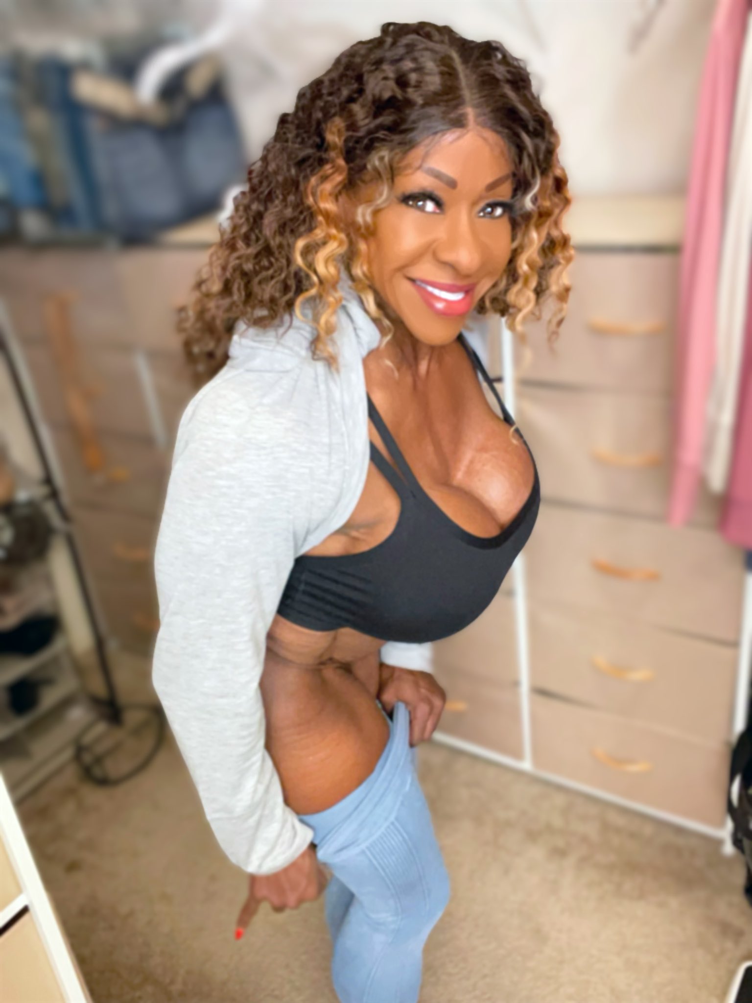 Yvette Bova On Twitter Hey 😊 Mondayvibes Take It Off Take It Off