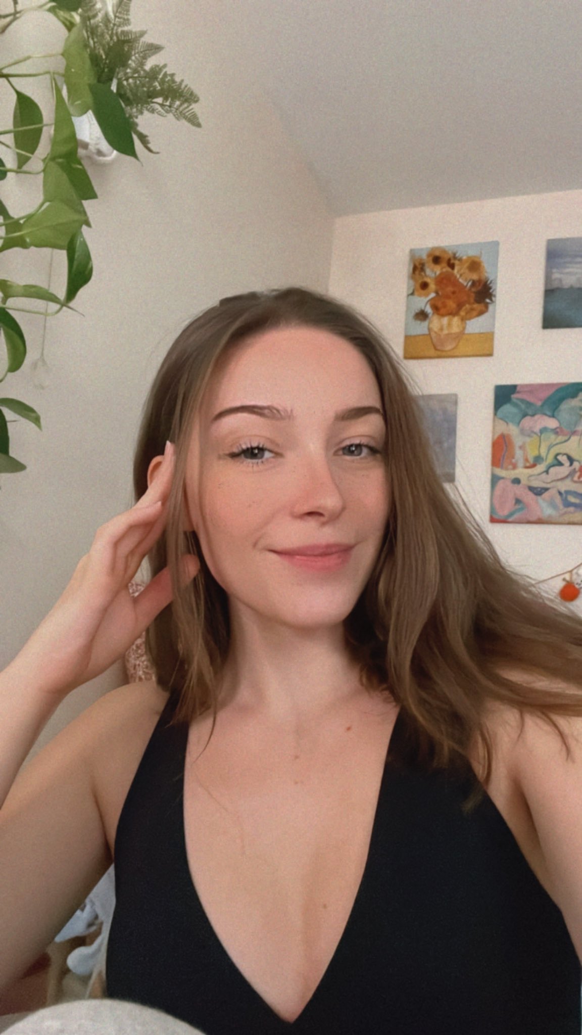 klaire on Twitter: "hi i am live :) chilling, cooking, vibes https://t.co/URBiMDODE9 https://t ...