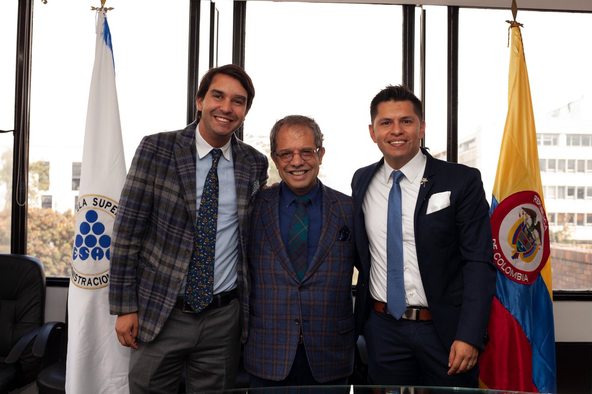 ESAP Oficial on Twitter: "Con el fin de fortalecer las competencias de los servidores públicos y ...