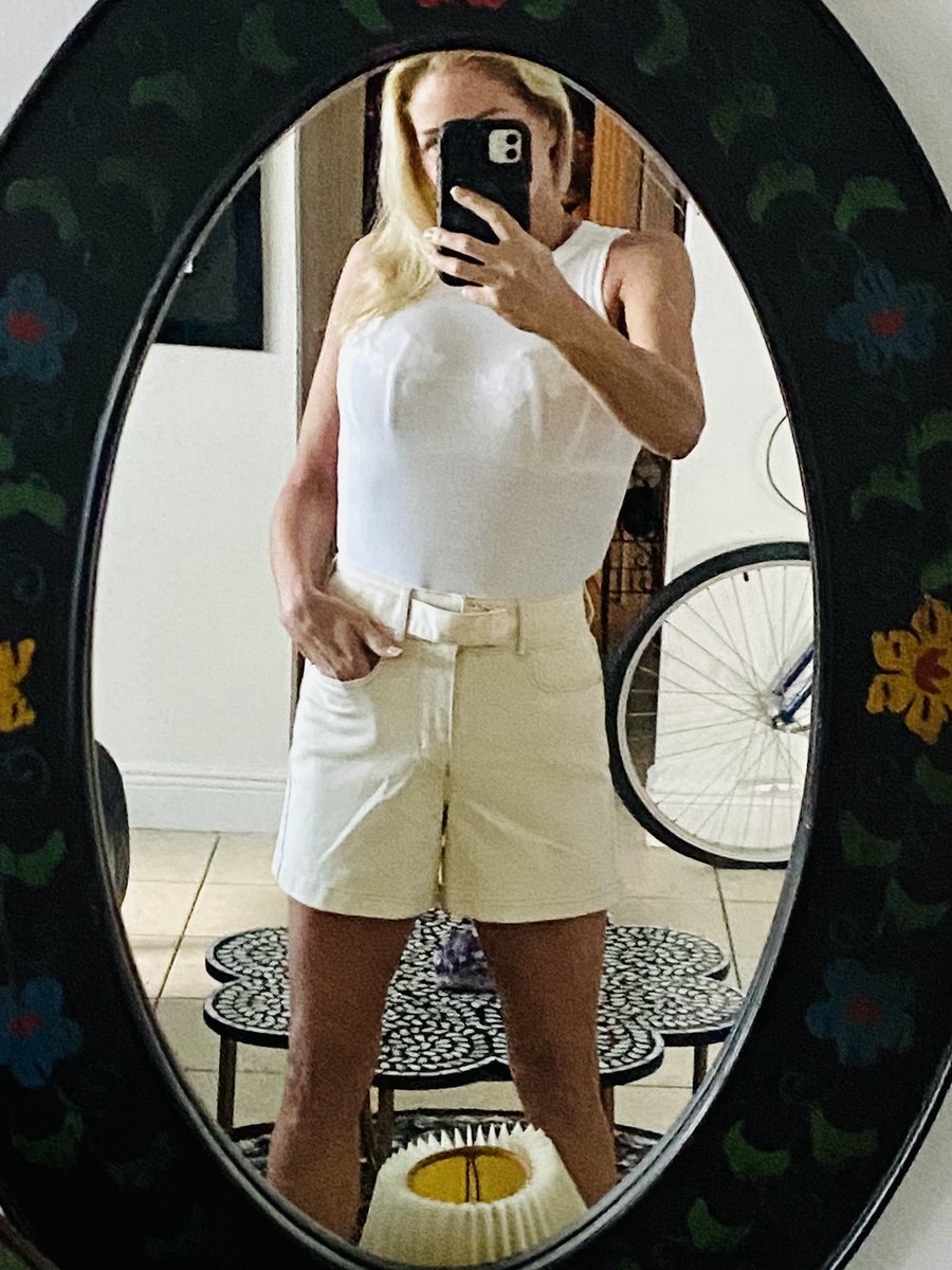The Sexy Swinger Miami On Twitter White Or Rust