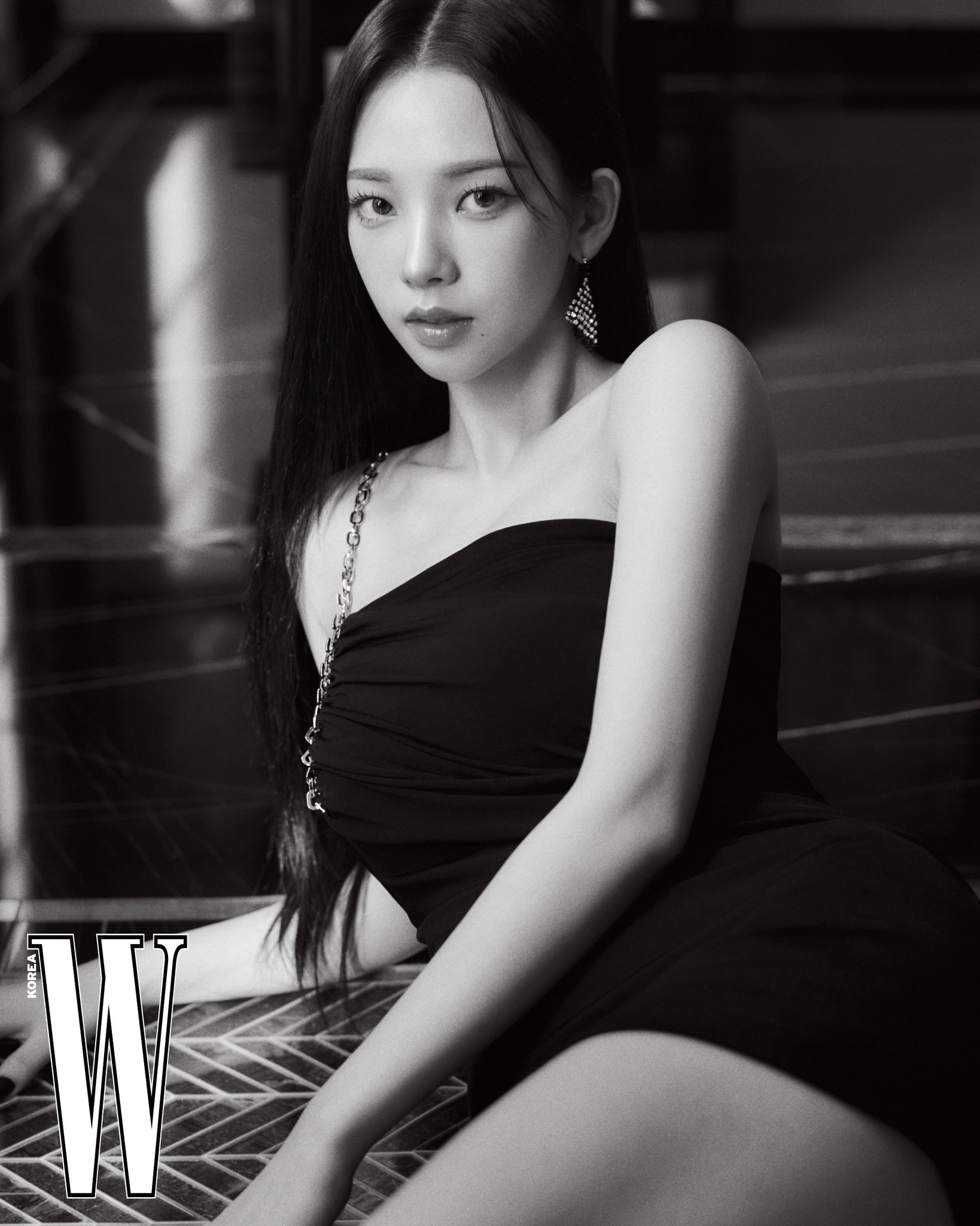 aespa on Twitter: ".@wkorea @givenchy #aespa #æspa #에스파 https://t.co/EaZ0D9dsTT" / Twitter