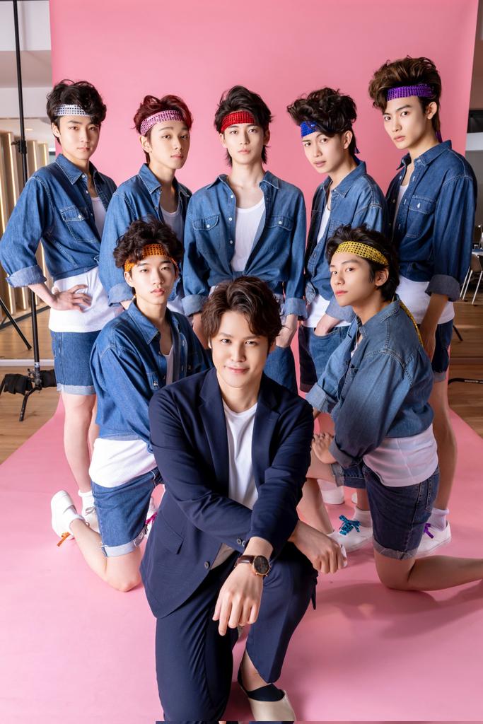 【公式】火ドラ「君の花になる」ディレクターズカット版配信中💐 on Twitter: "#君の花になる 8LOOMの🆕アーティスト写真 皆さんはどのコンセプト推し?👀 ケンジpresents ...