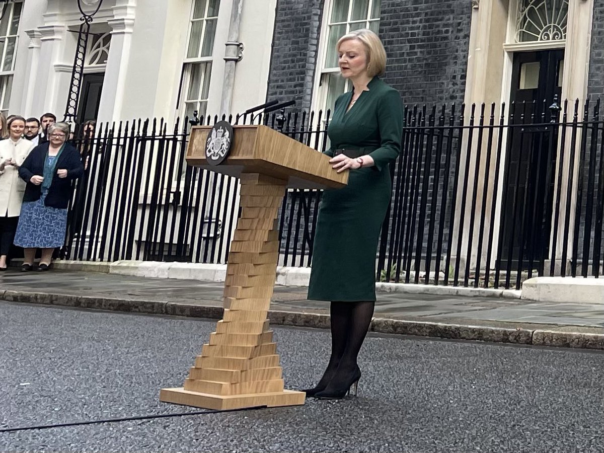 Do prime minister’s choose their podiums? Look at the difference ...