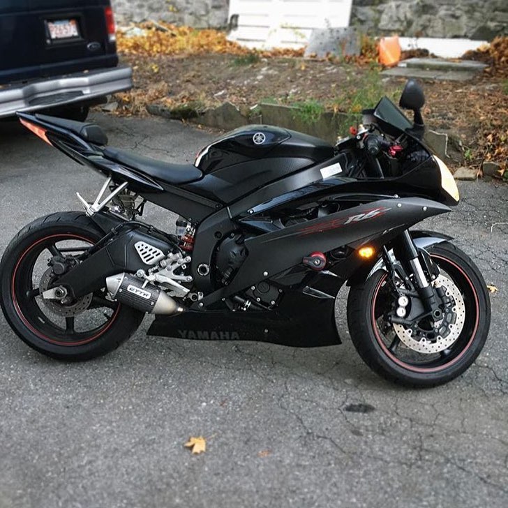 2022 Yamaha R6 Raven