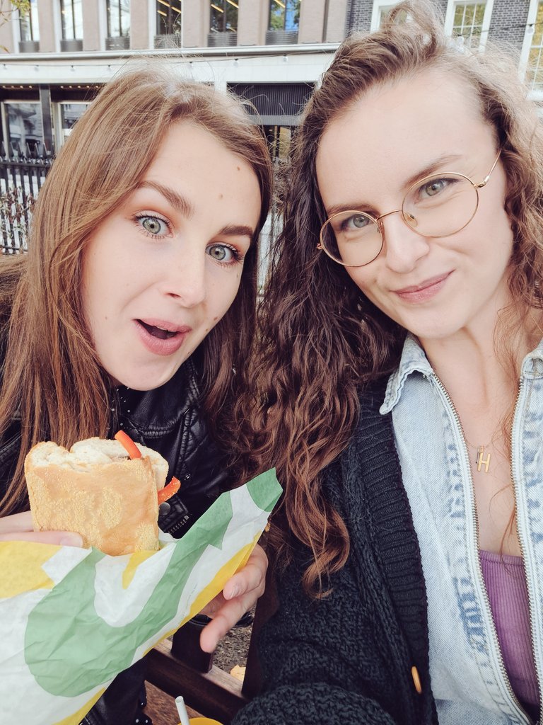 Rebecca Scanlon's Instagram, Twitter & Facebook on IDCrawl