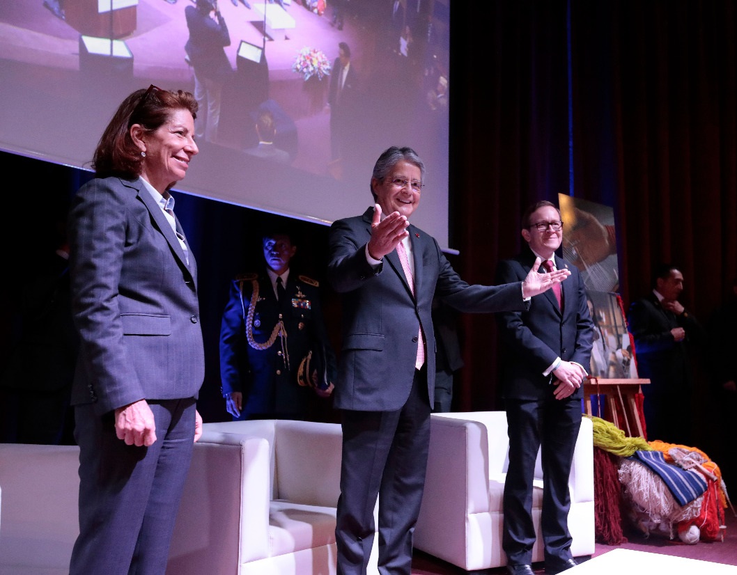 Presidencia ECU on Twitter: "#InfanciaConFuturo | Con la presencia del Primer Mandatario ...