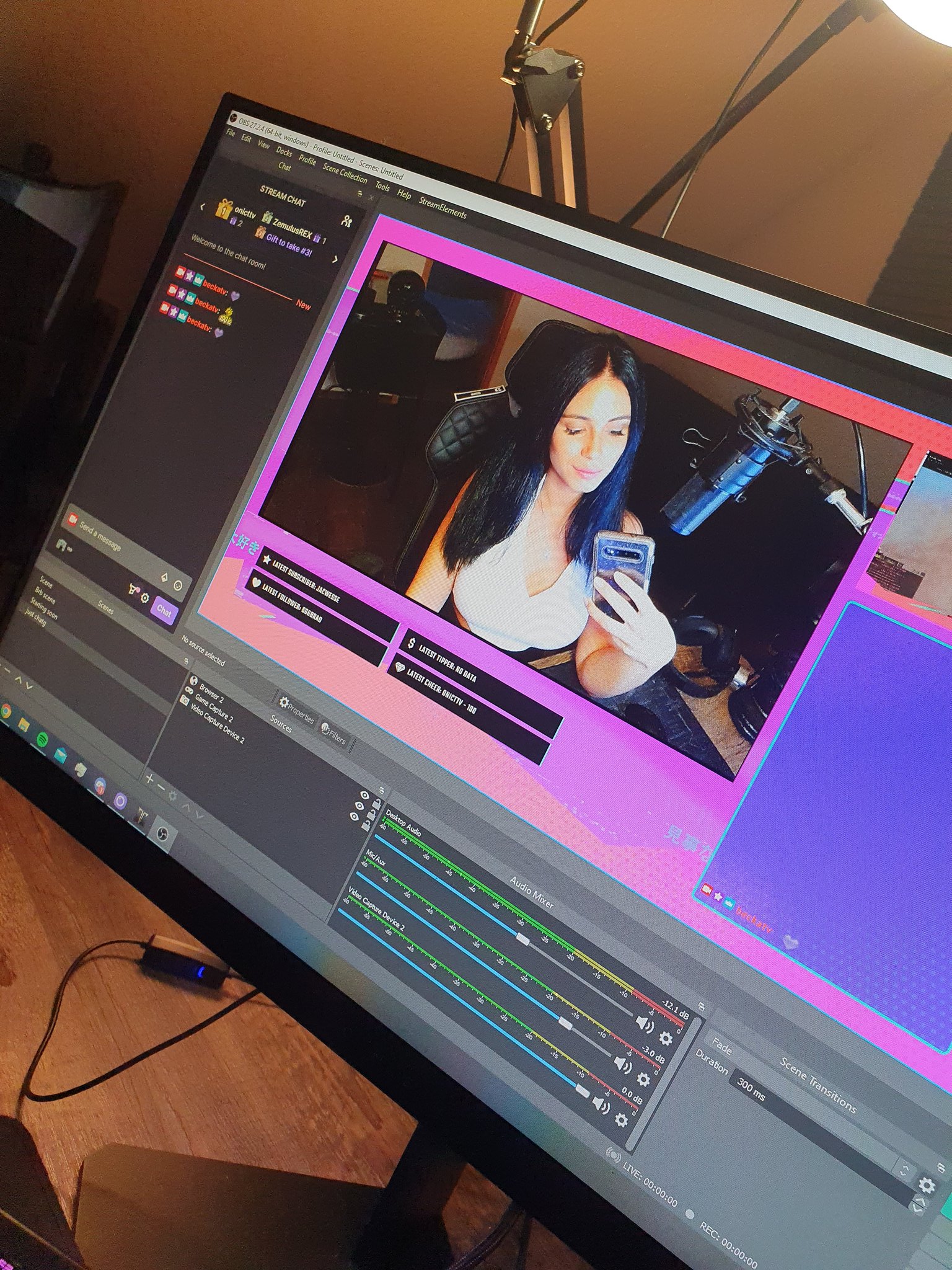 Rebecca on Twitter: "Live on Twitch now ️ https://t.co/QGSDFOUZo3" / Twitter