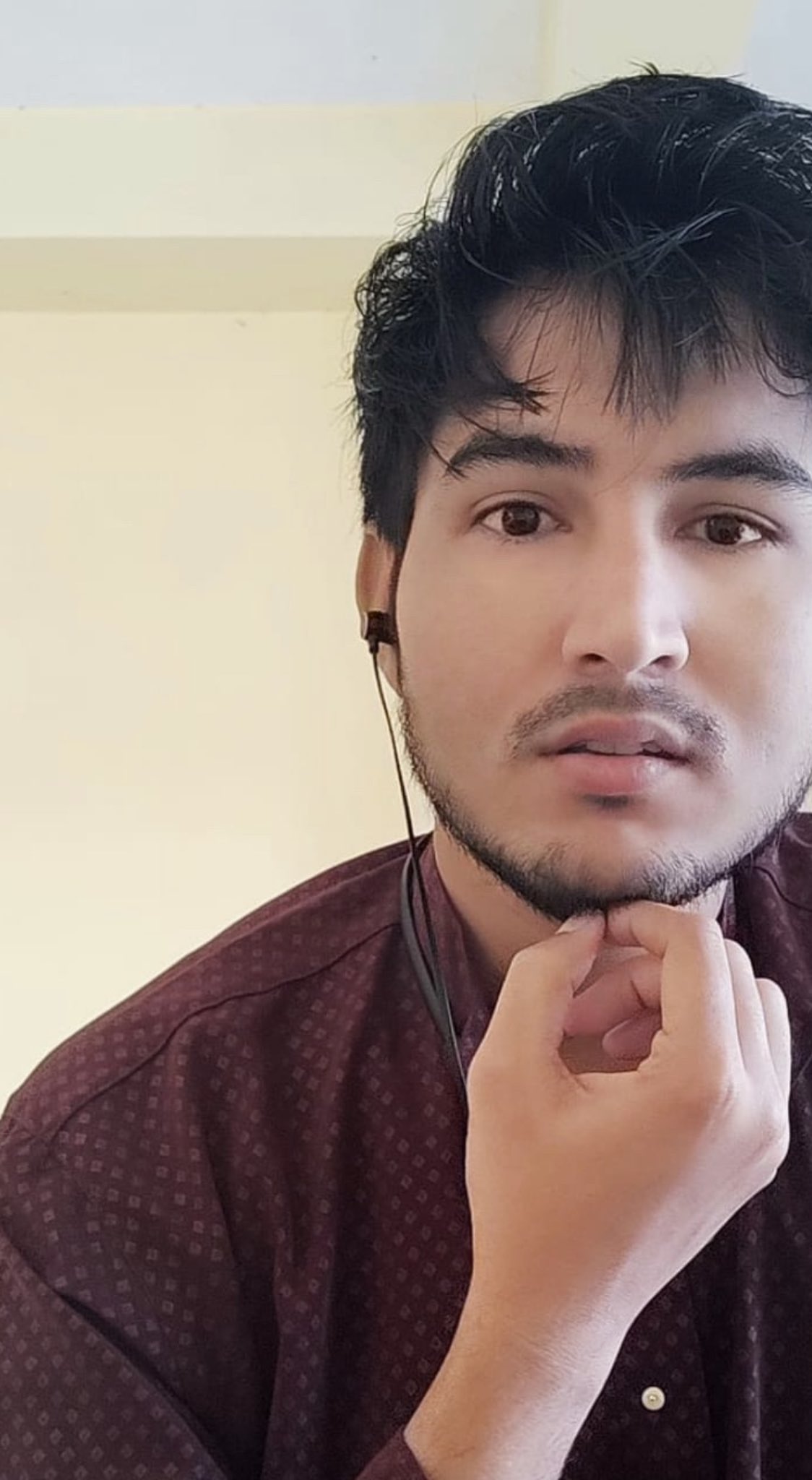 Arman on Twitter: "I swear candid hai🤌 https://t.co/bTwwtgrl9O" / Twitter