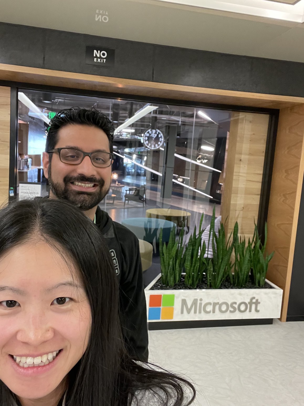 Rita Zhang on Twitter: "At the ⁦@Microsoft⁩ Detroit office with Mo for his unofficial ...