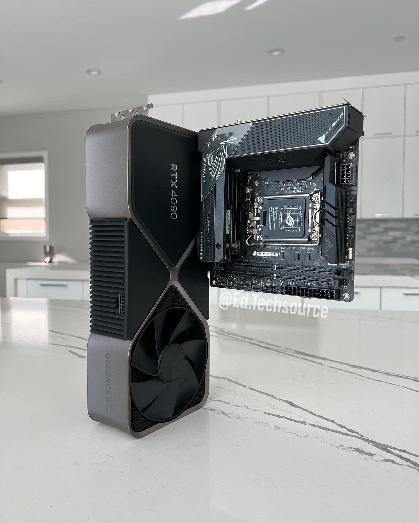 First Look At RTX 4090 And ITX Compatibility R/nvidia, 49% OFF