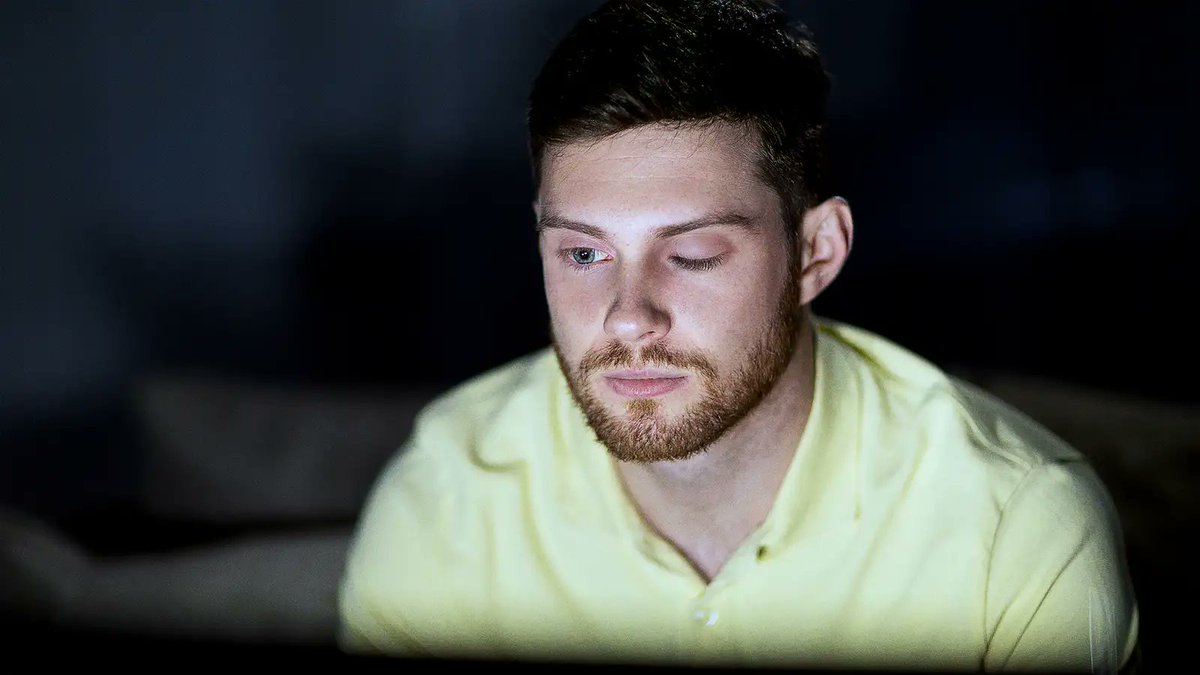 The Onion on Twitter: "Netflix Limits Users To One Eye Per Screen https://bit.ly/3TzDU6V"