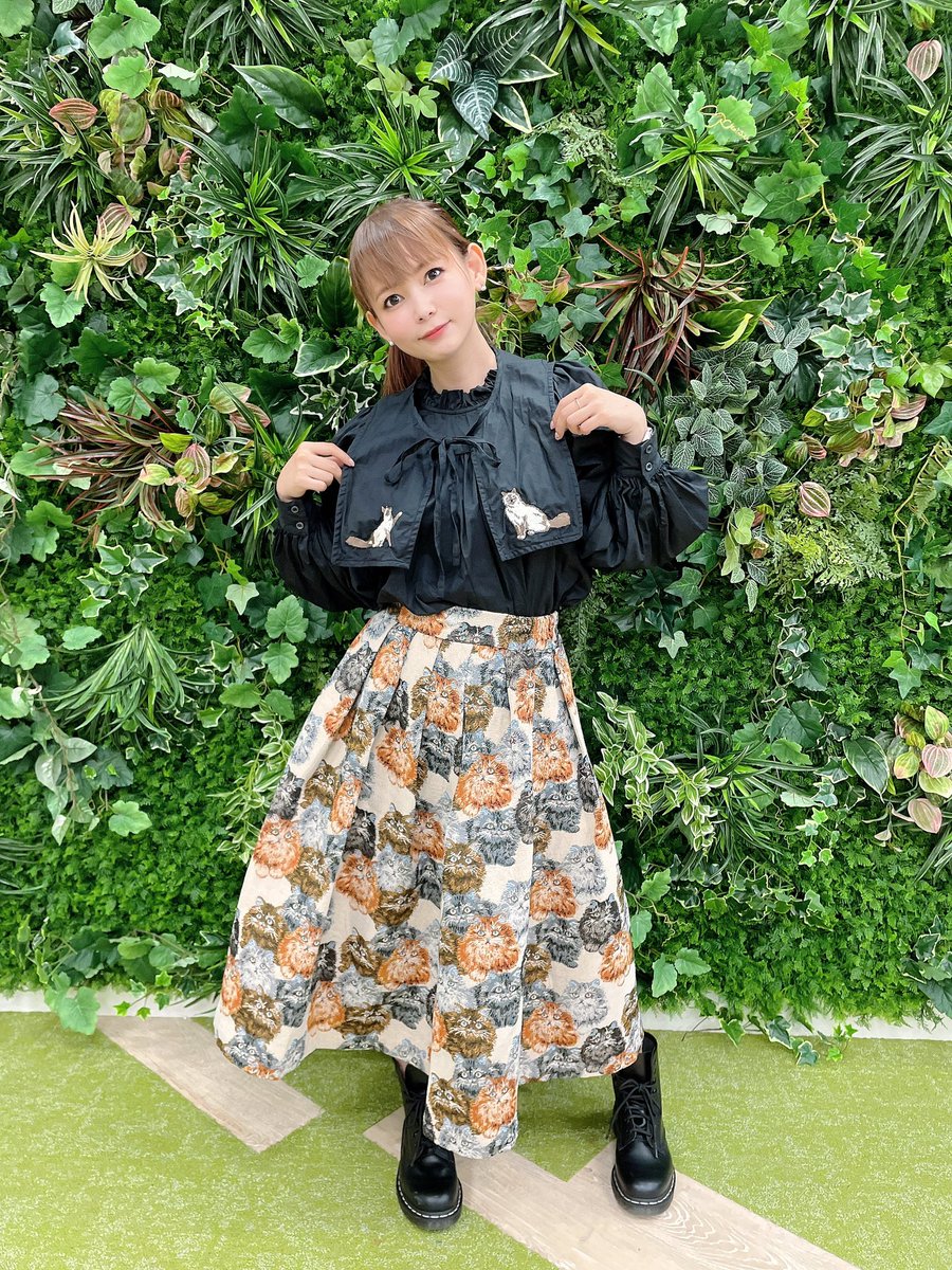 20周年の中川翔子🍒🍉🍫🍇🐈‍⬛🍣 on Twitter: "mmts 猫いっぱいスカート https://beams.co.jp/item/mmts/skirt/16270003438/…"