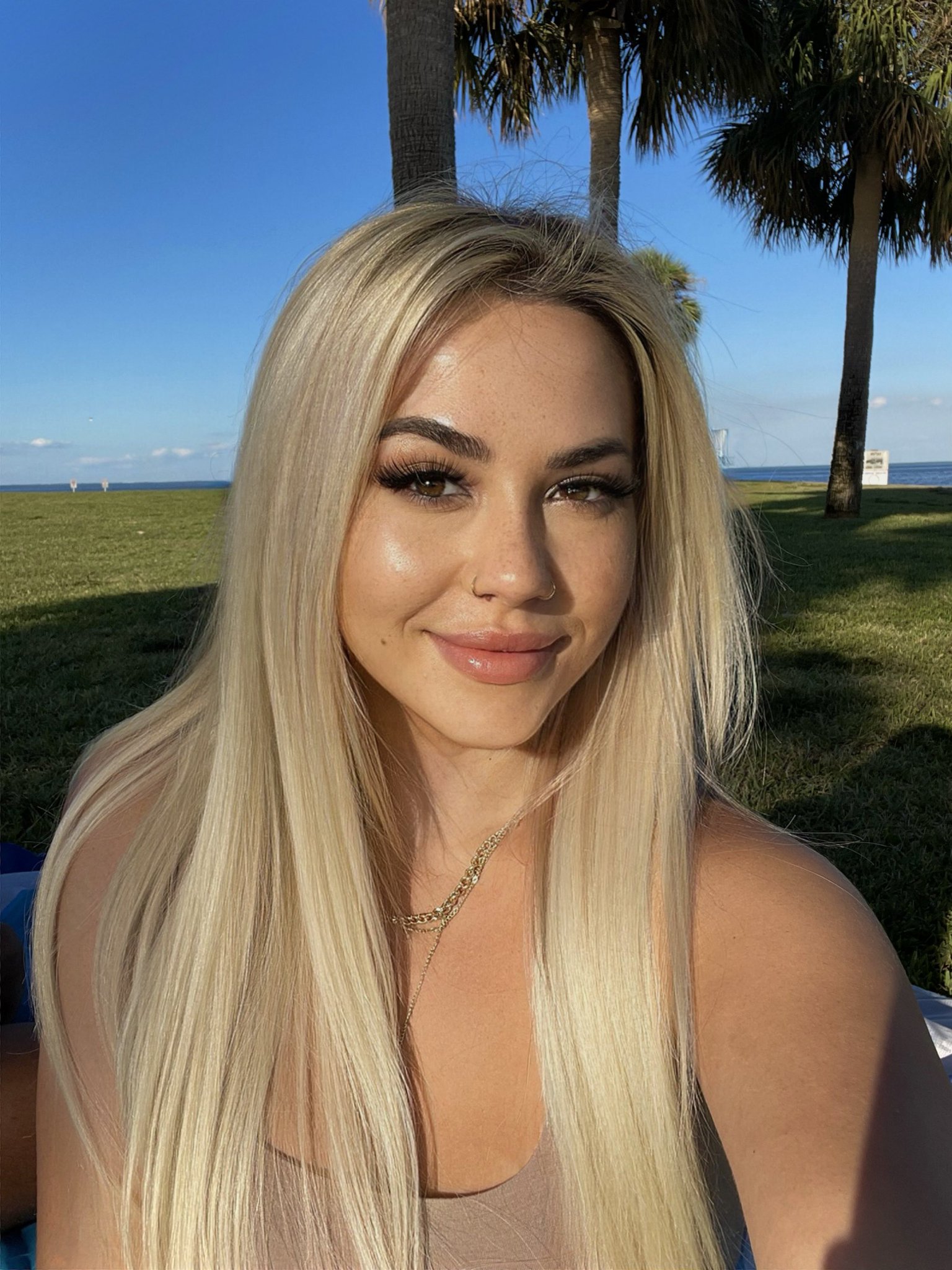 𝓶𝓲𝓵𝓴🥛 on Twitter: "y’all should try it https://t.co/GBdqxJe1Sl" / Twitter