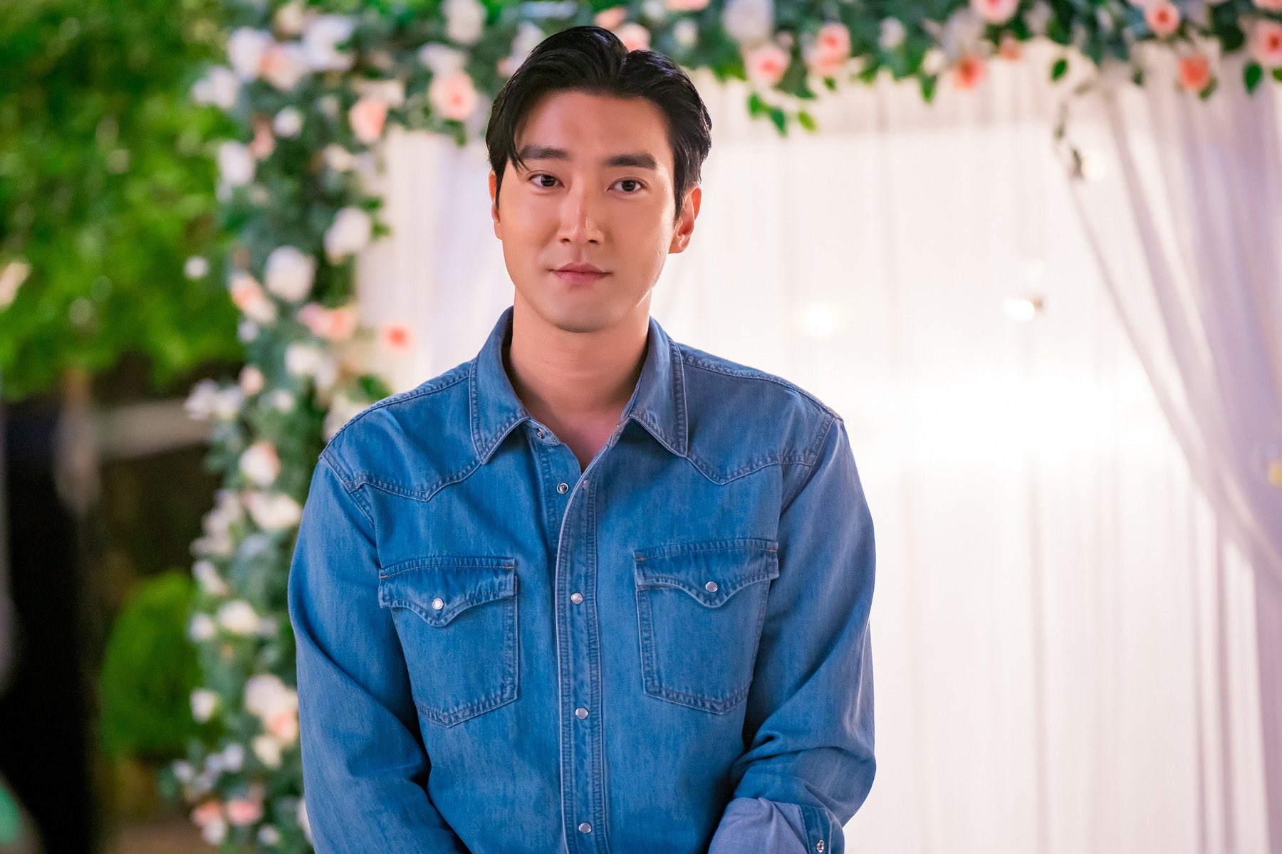 Choi Siwon Wallpaper 2022