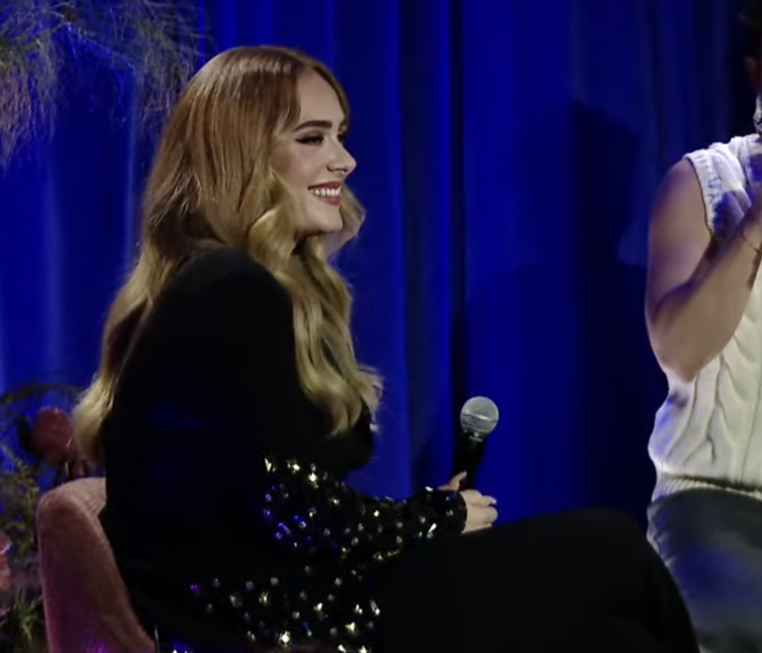 onikaperry on Twitter: "Adele at the I Drink Wine music video premiere https://t.co/ACq9JUkvtC ...