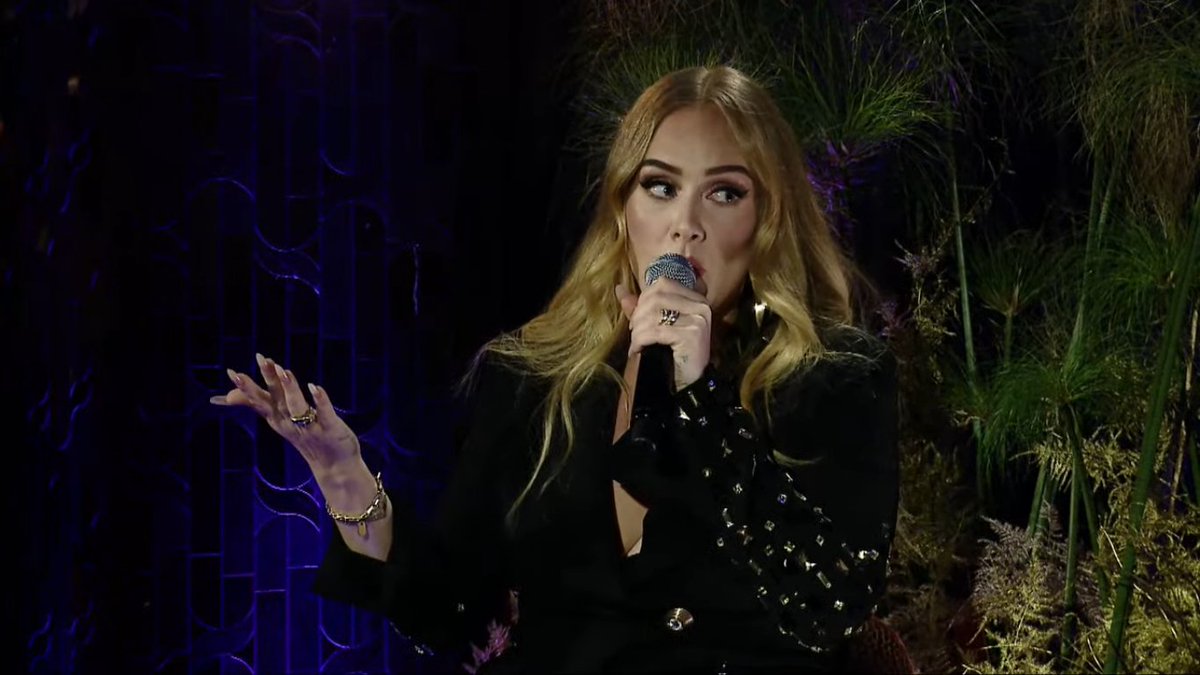 Adele Online 🍷 on Twitter: "🤍"