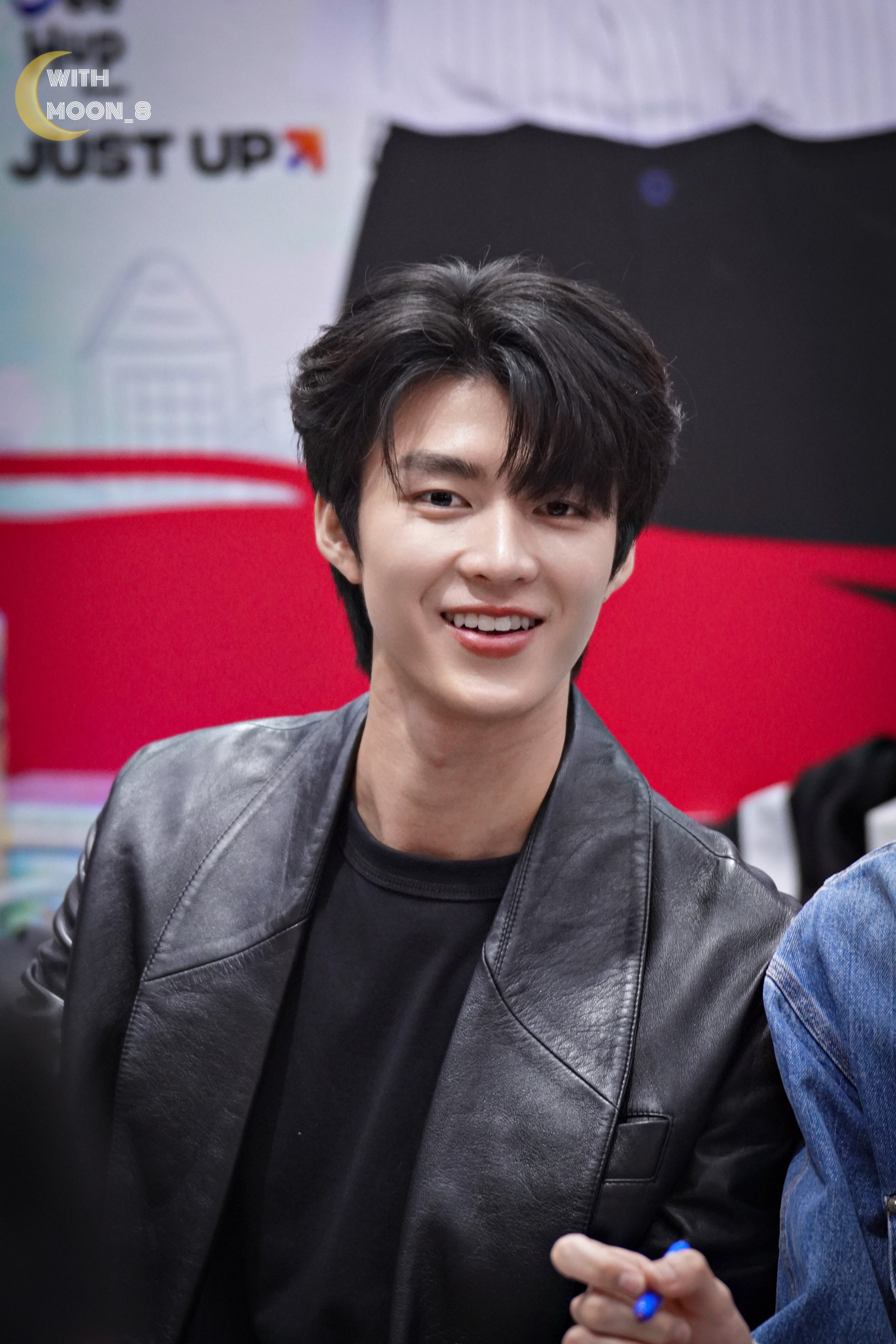 wıƚ☽ʜ (@WITHMOON_8) / Twitter