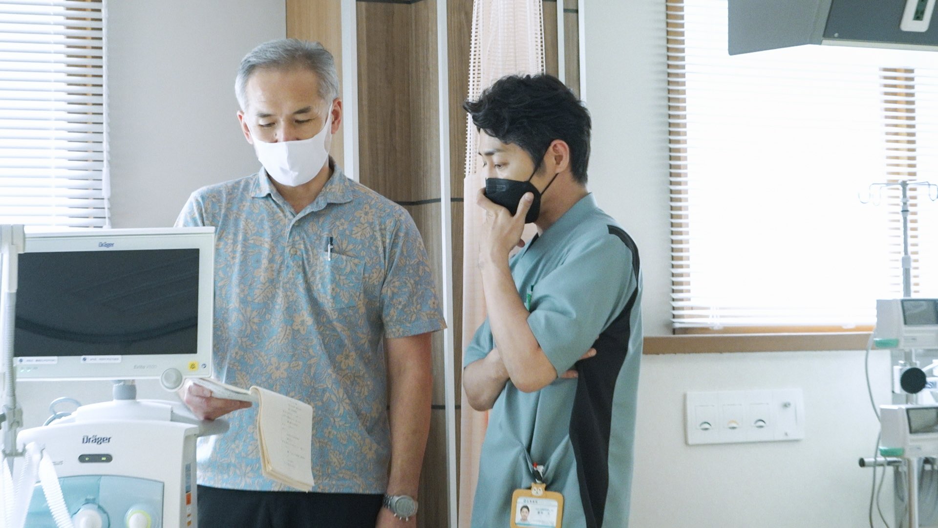 【公式】『PICU 小児集中治療室』フジ月9ドラマ毎週月曜よる9時放送 on Twitter: "#PICU小児集中治療室 📸第1話オフショット📸 医療シーンの撮影中🩺 植野先生(#安田顕)と ...