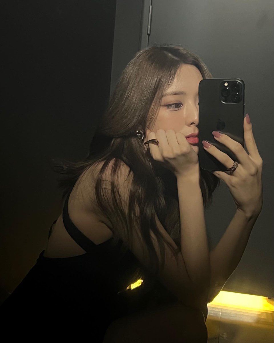 daitzy on Twitter: "유나 인스타 #유나 #있지 #ITZY #YUNA"