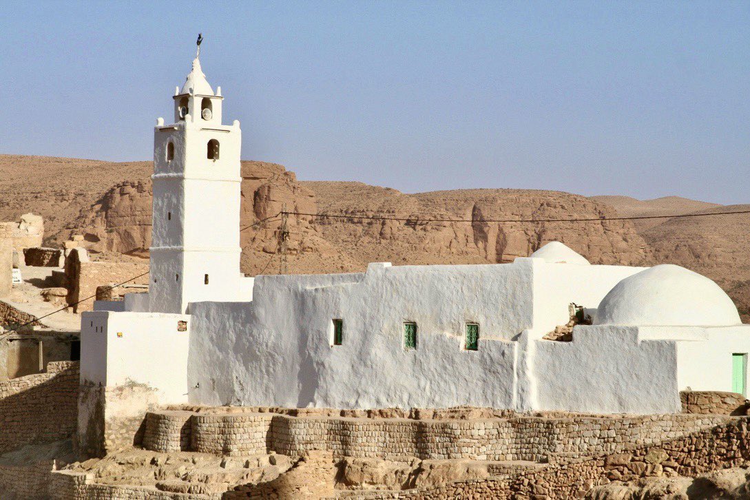 Ancient mud mosques in the Muslim world are spectacular & sustainable ...