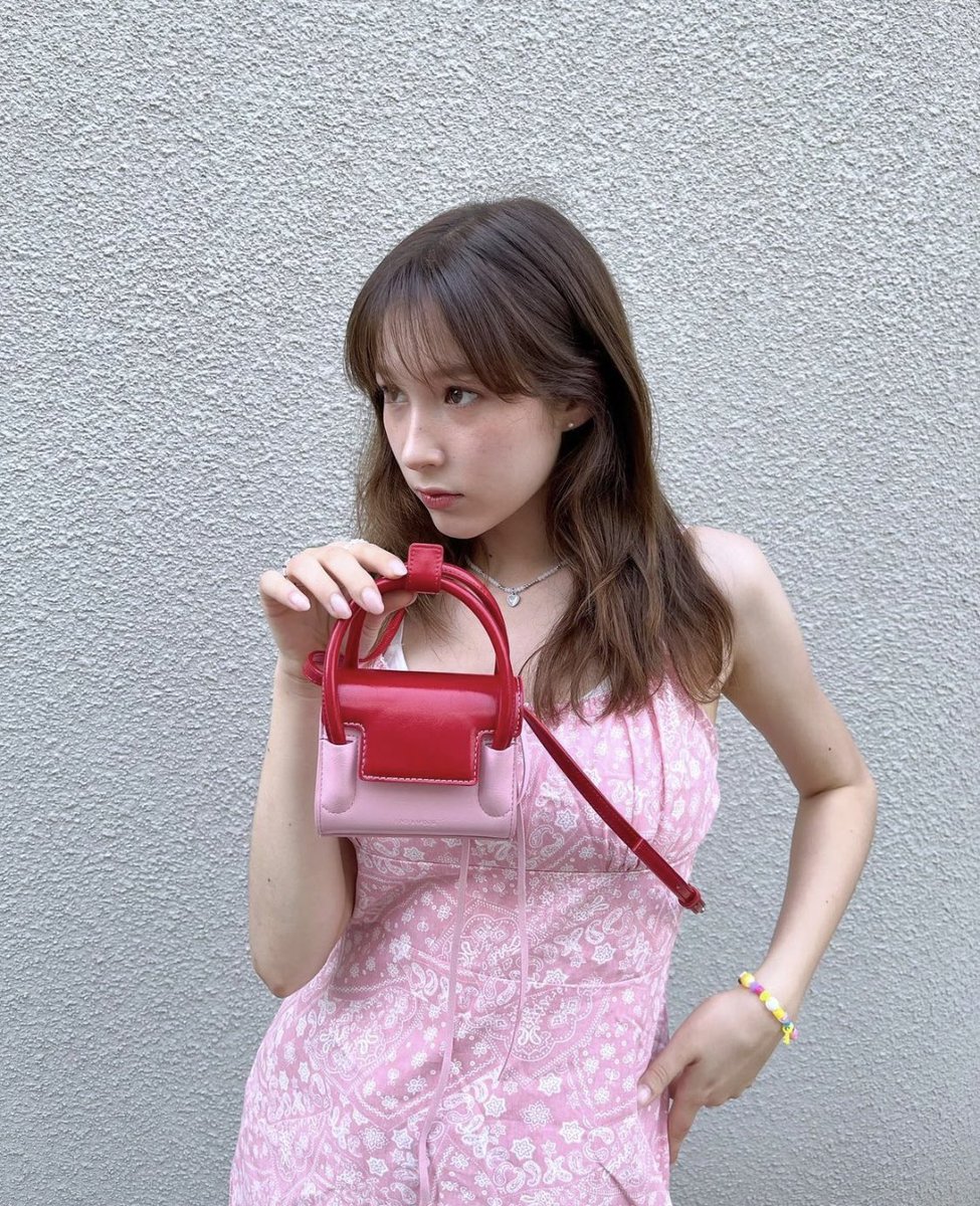 snore on Twitter: "if you love sweet, talented, pretty and hardworking women support lea"