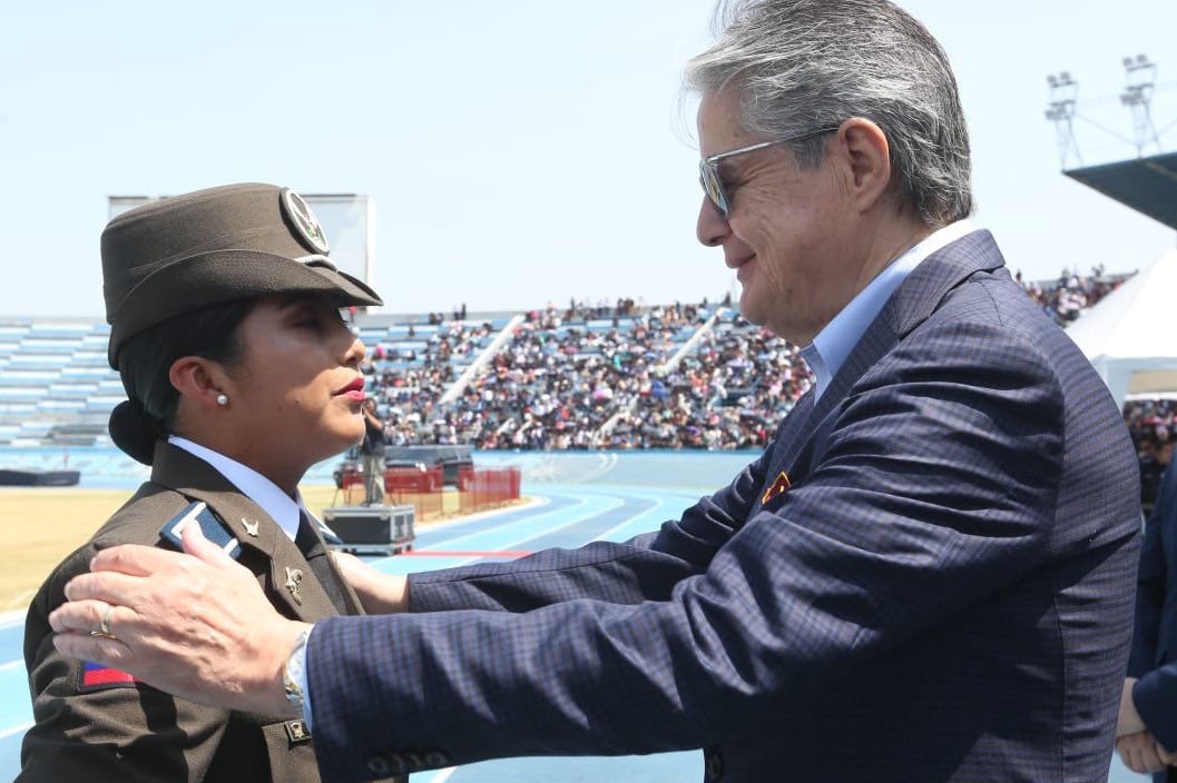 Guillermo Lasso On Twitter Hoy Se Integran A La Policiaecuador 1 564