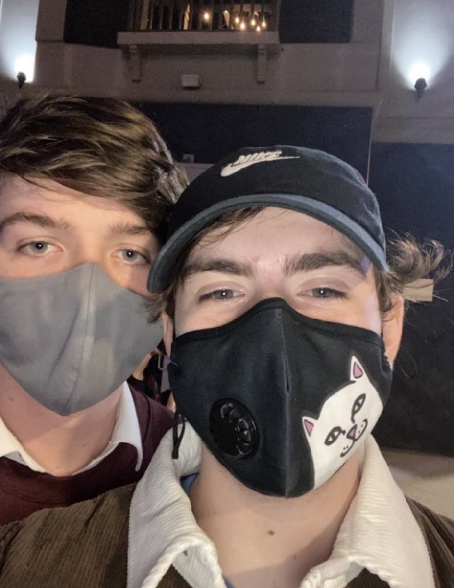 boo-cky! 🐺🩸 on Twitter: "a great genre of sapnap pictures are ones where he's not looking at the ...