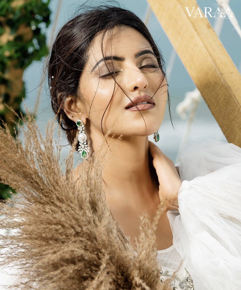 Only Heroines on Twitter: "Dazzling @AthulyaOfficial recent photoshoot 💝😘 #AthulyaRavi #Athulya"