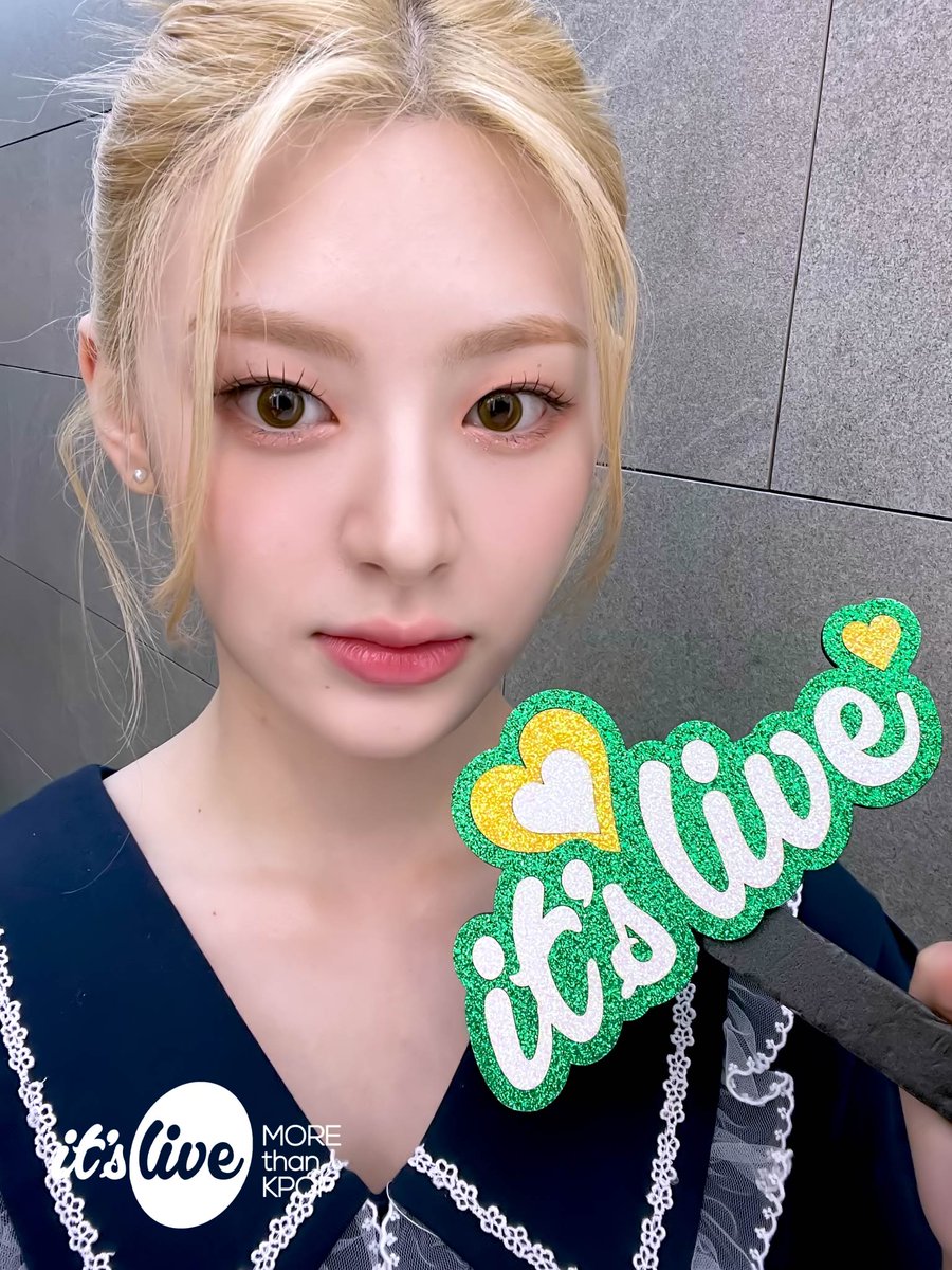 it's Live on Twitter: