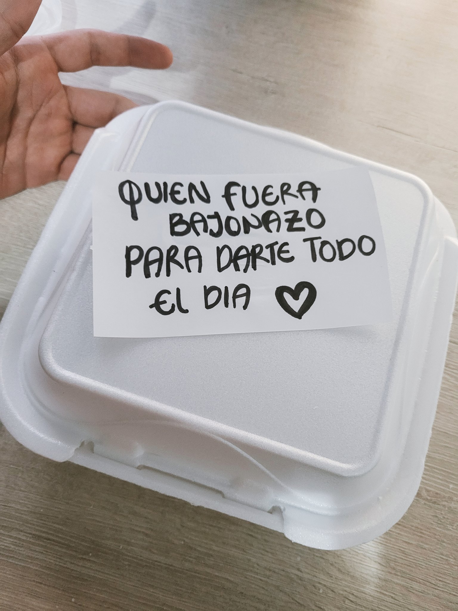 samuel on Twitter: "se cancela el bajonazo 😂 https://t.co/l8BWMJzd23" / Twitter