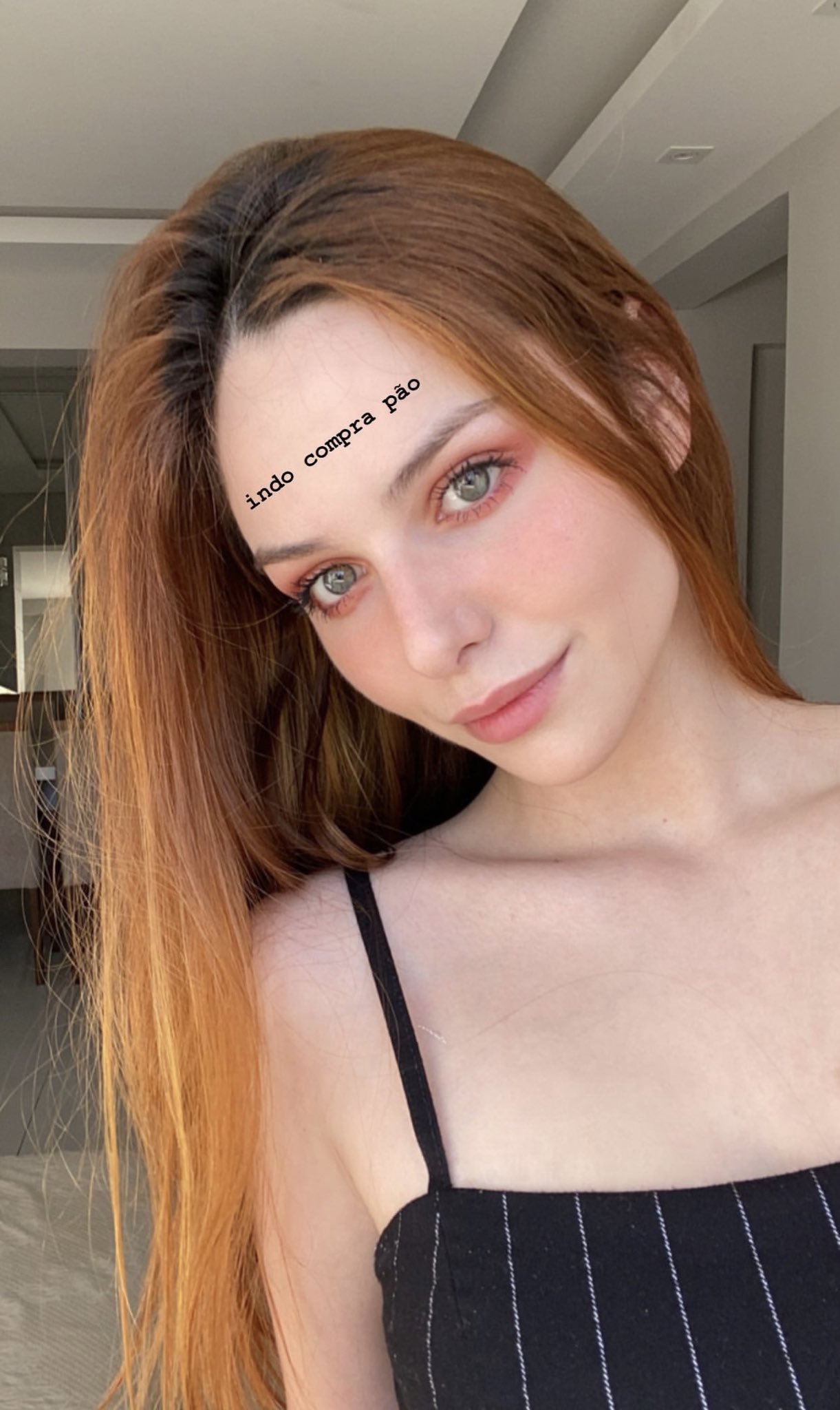 lore on Twitter: "a cor do meu cabelo natural é castanho escuro (foto d 2020 https://t.co ...