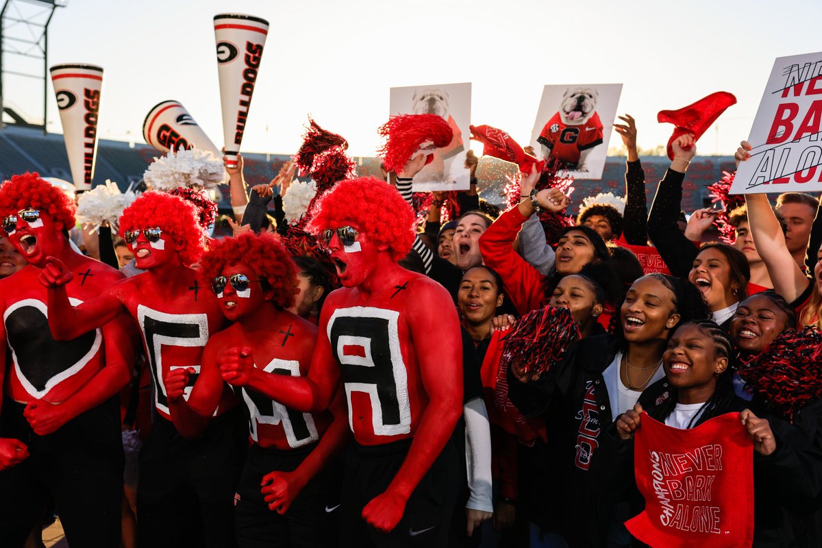 UGA on Twitter: "Welcome home, @arobach! We're so glad that you and the @GMA crew helped us kick ...