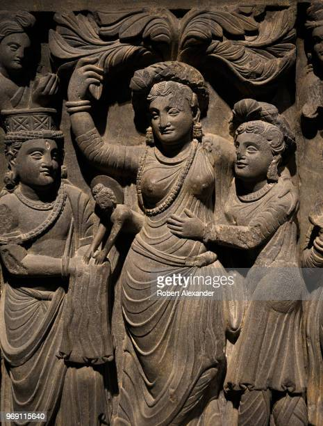 Traditional dresses of Ancient Indian women from the NW (Punjab ...