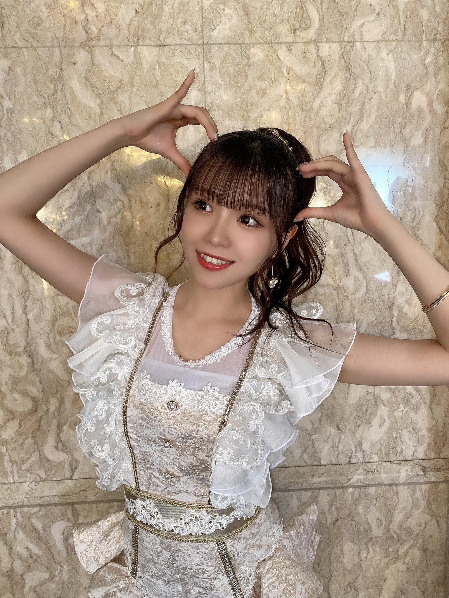 貞野遥香🍊【NMB48】 on Twitter: "おはようございます☀ ついに本日！東京でのライブ #ThisisNMB48 🗼 オレンジペンライト×2 いっぱい見れますように☺️🧡 ...