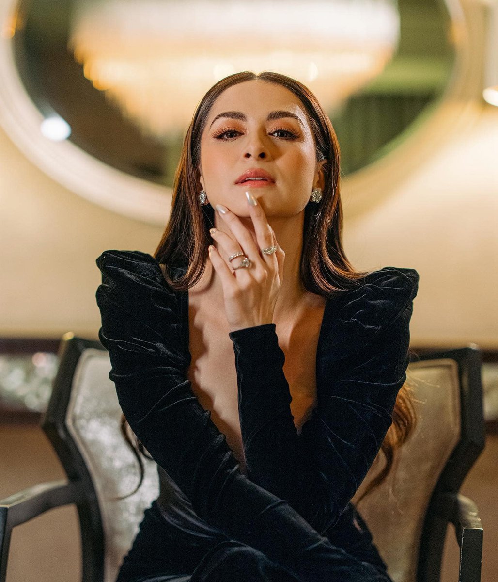 QUEEN! 🤩 LOOK: Actress Marian Rivera looks stunning in a black dress ...