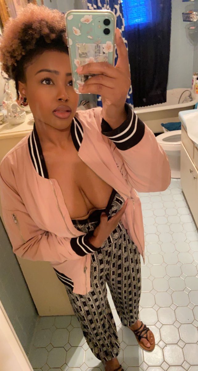 👻 Spooky Moonie⁷ ♡ 🔜 AWA on Twitter: "RT @_itsterrbear: Bloop bloop oops"