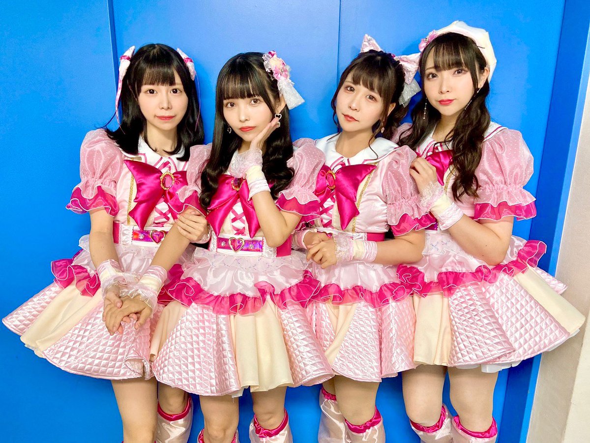 三島京華(Twinkle Project☆) on Twitter: "miniTIFありがとうございましたー！！ ステージ後ろの映像めちゃ綺麗でした ️🫶 今日はベレー帽だったよ〜💐"