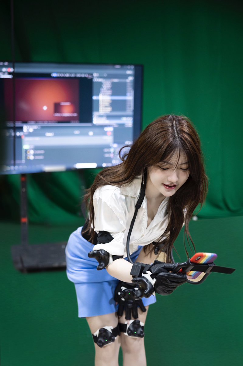 luckybb.eth on Twitter: "TENGOKU 虚拟人 🪄 有点惊艳💕