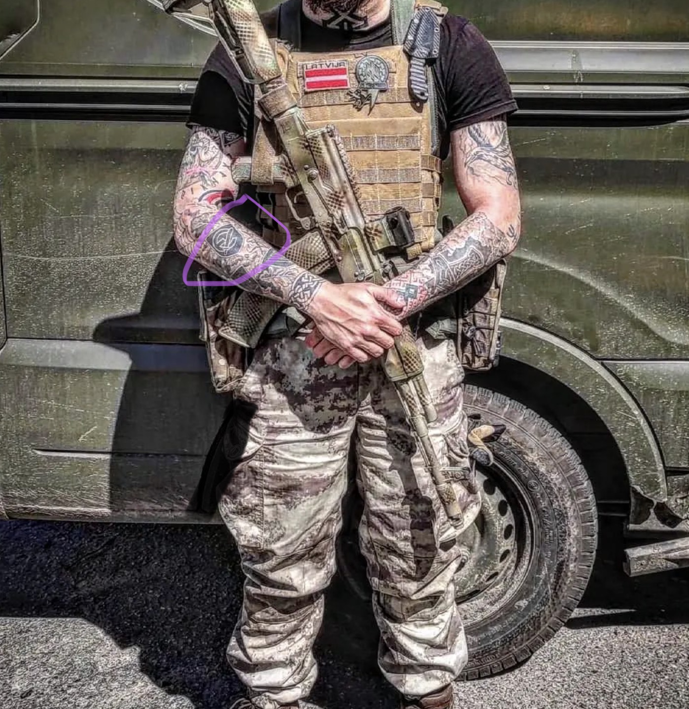 Waffen Ss Tattoos WWW.WAFFEN SS.NO "SS ERBSENMUSTER, The Defender Of
