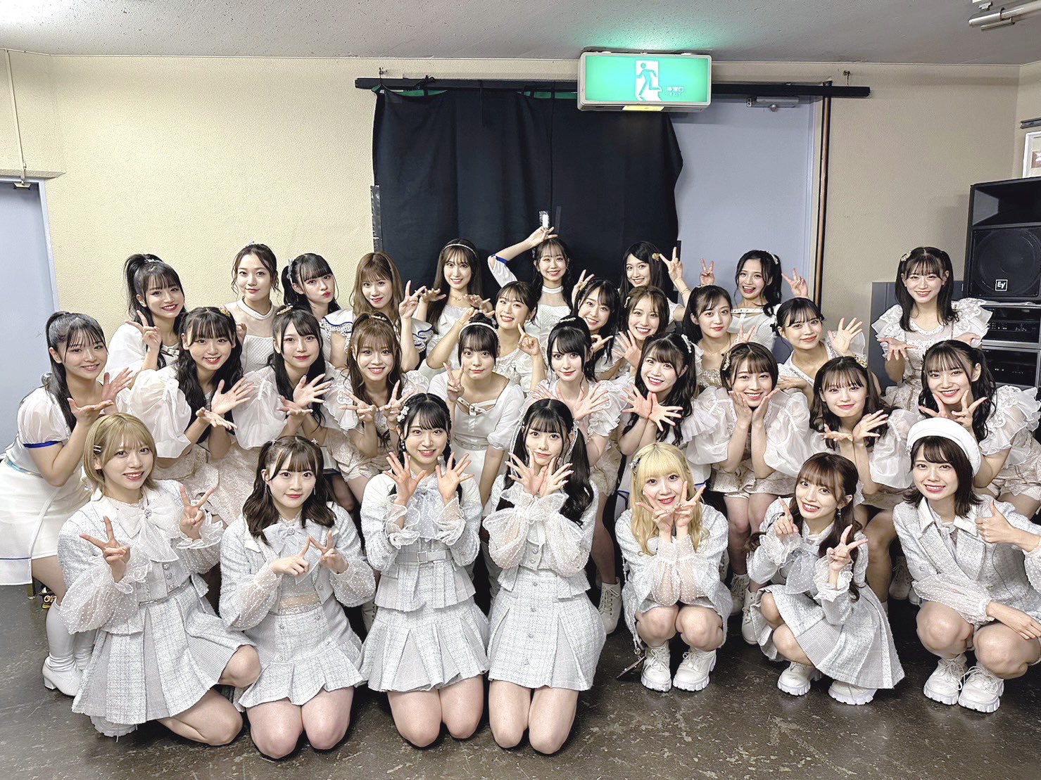 mae on Twitter: "some akb girls today were in an hokkaido event some went to nmb concert some ...