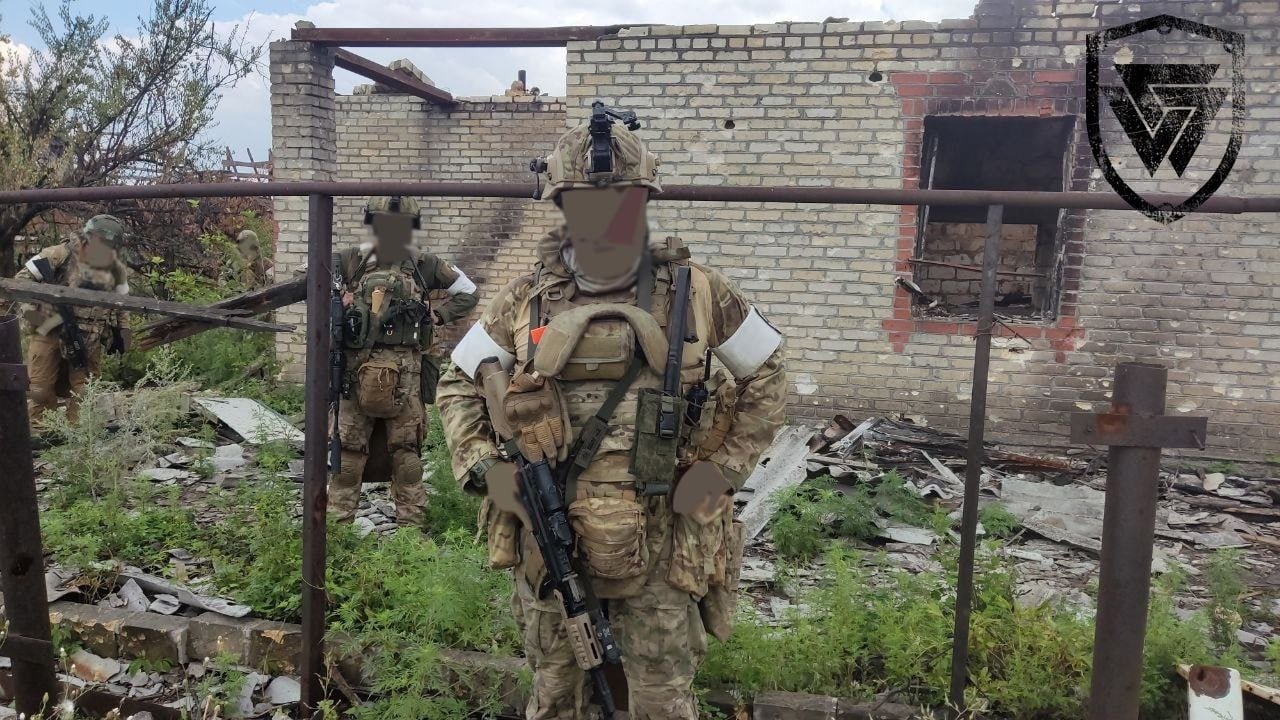 Rob Lee on Twitter: "Members of Rusich, including one with an NPZ PT-10 thermal optic. 14/ https ...