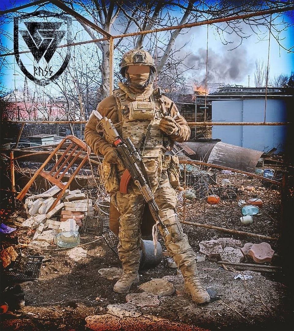 Rob Lee on Twitter: "Members of Rusich, including one with an NPZ PT-10 thermal optic. 14/ https ...