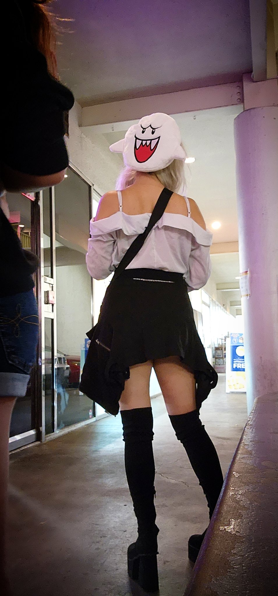 Faye Mata 💙 ️ on Twitter: "sometimes when I stay in all day I have to finally emerge at night to ...